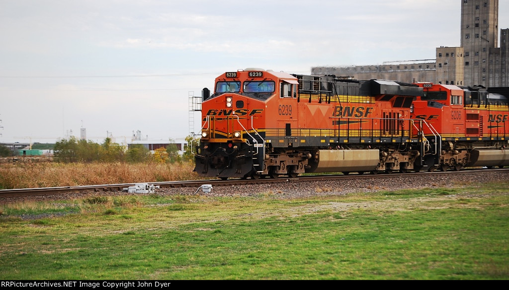 BNSF 6239